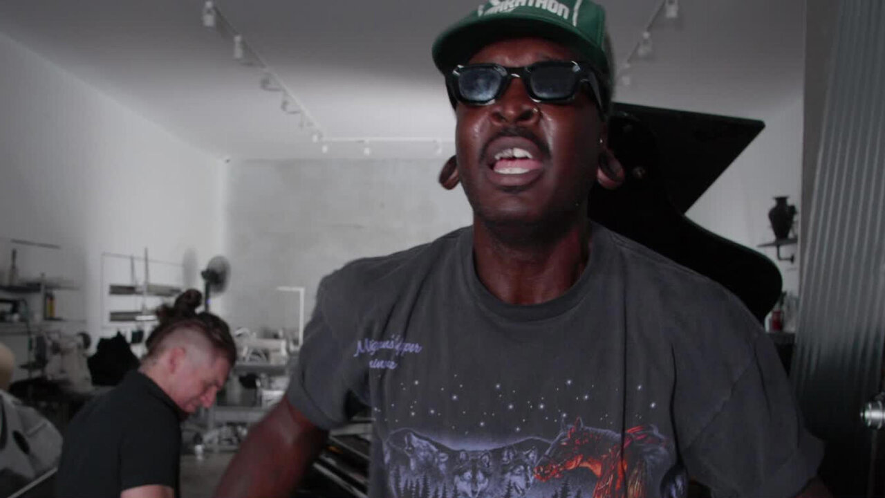 sorry not sorry... (feat. Dave Yaden) (live on melrose ave (August 1 ...