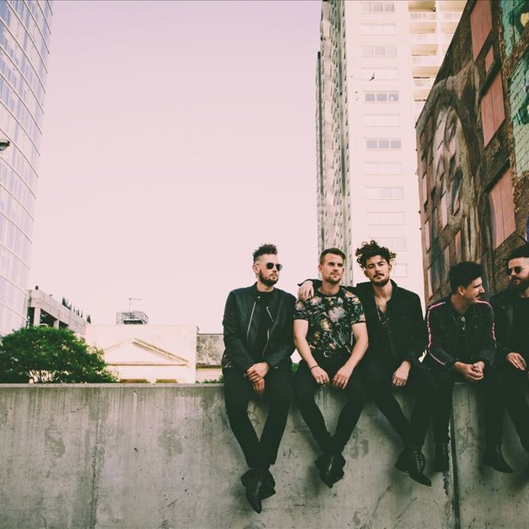 Castlecomer on TIDAL