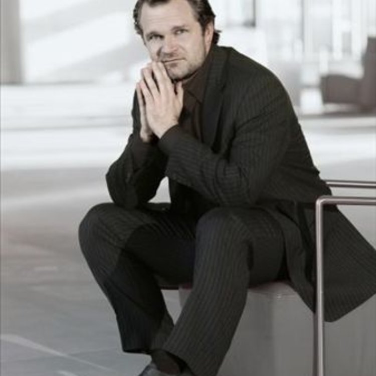 Credits for Sebastian Knauer on TIDAL