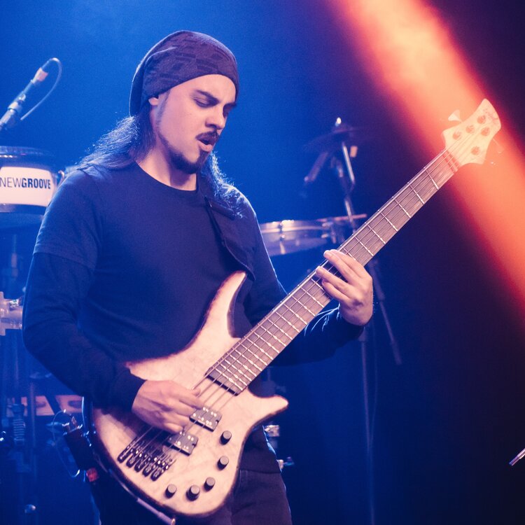 Matheus Manente on TIDAL