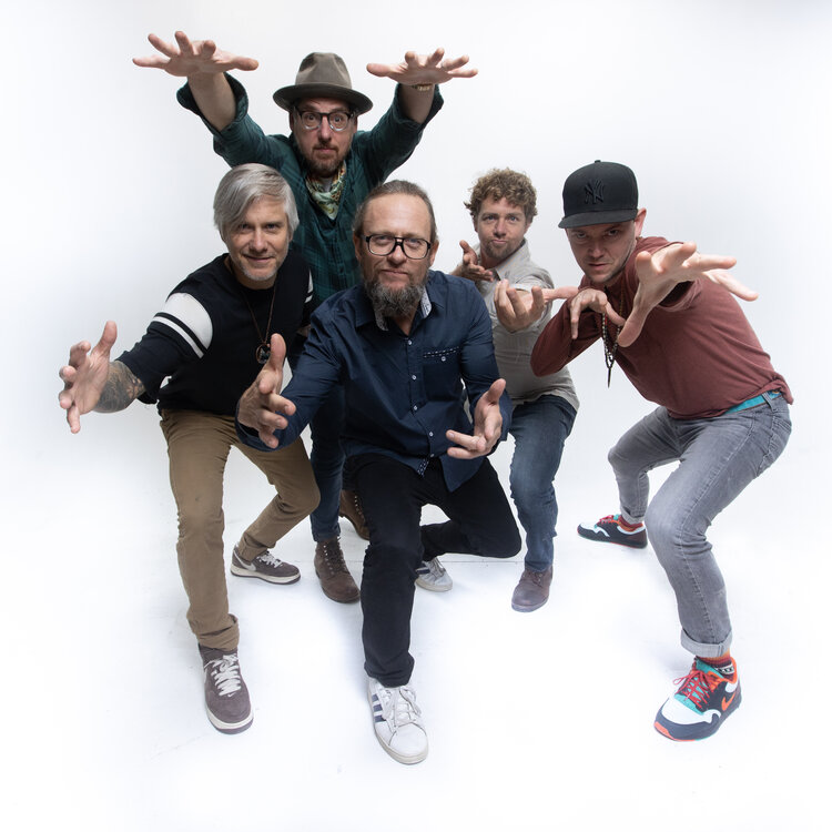 The Infamous Stringdusters on TIDAL