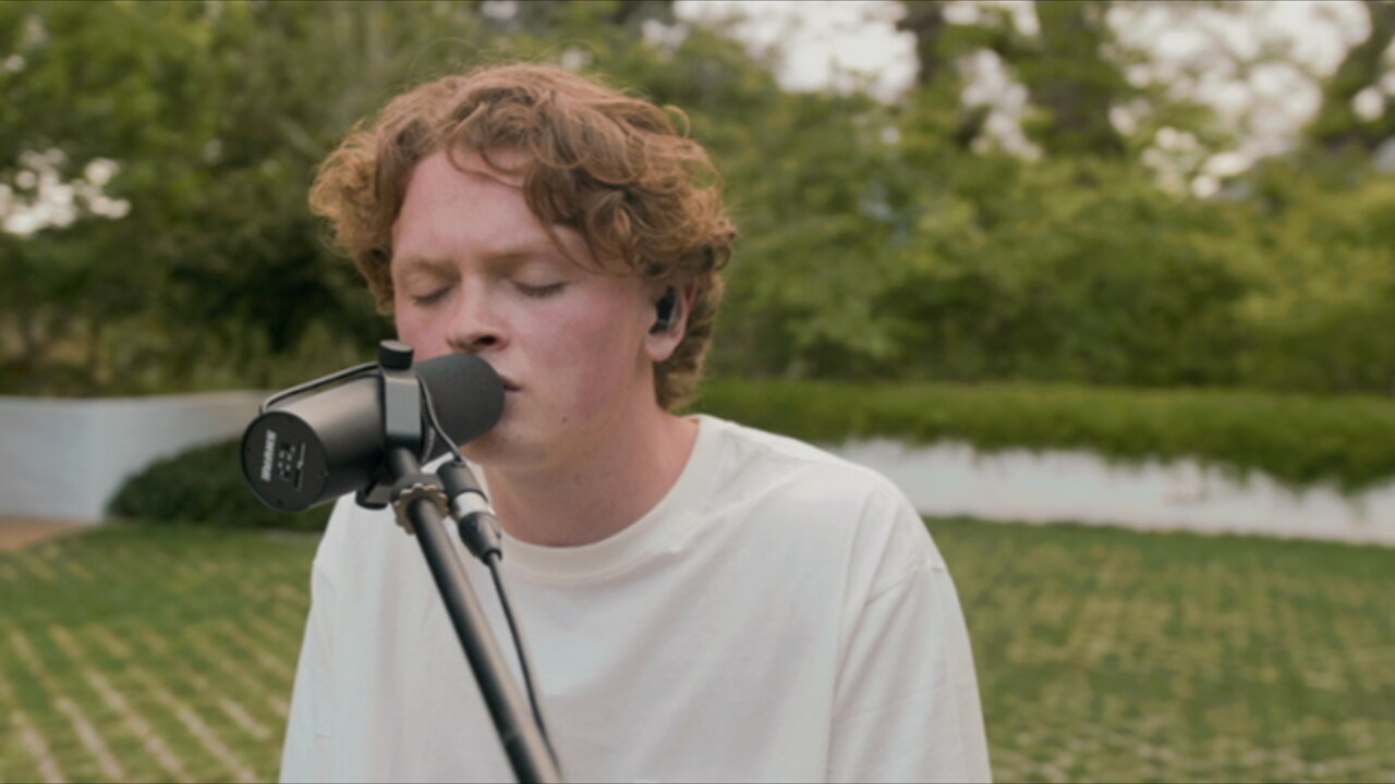 miss me (when you're gone) [Acoustic Video] by Will Linley on TIDAL