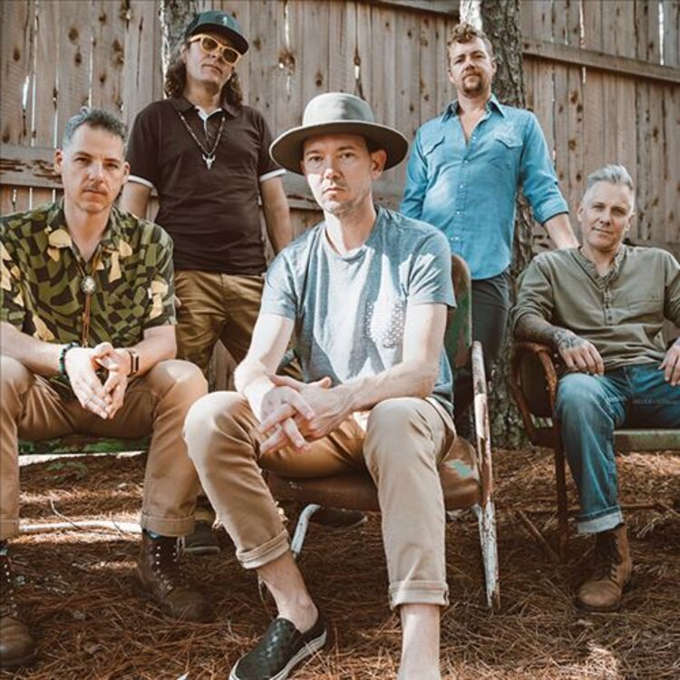 The Infamous Stringdusters on TIDAL