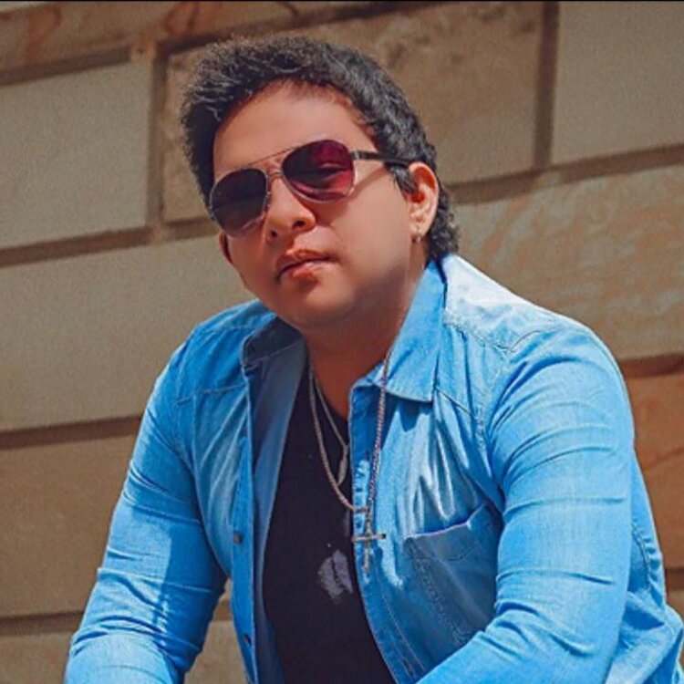 Sebas Estrada on TIDAL