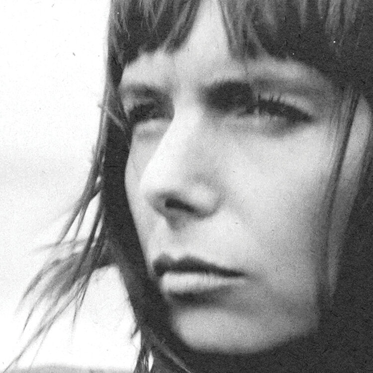 Marie-Flore on TIDAL