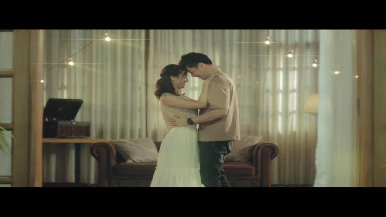 Lain San Nyar San (feat. Mg Mg Pyae Sone) by Sai Sai Kham Leng on TIDAL