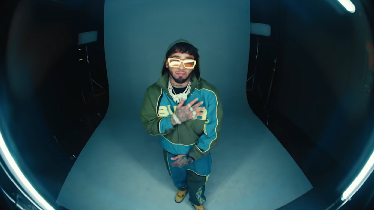 Que Es Esto? by Ovi on TIDAL