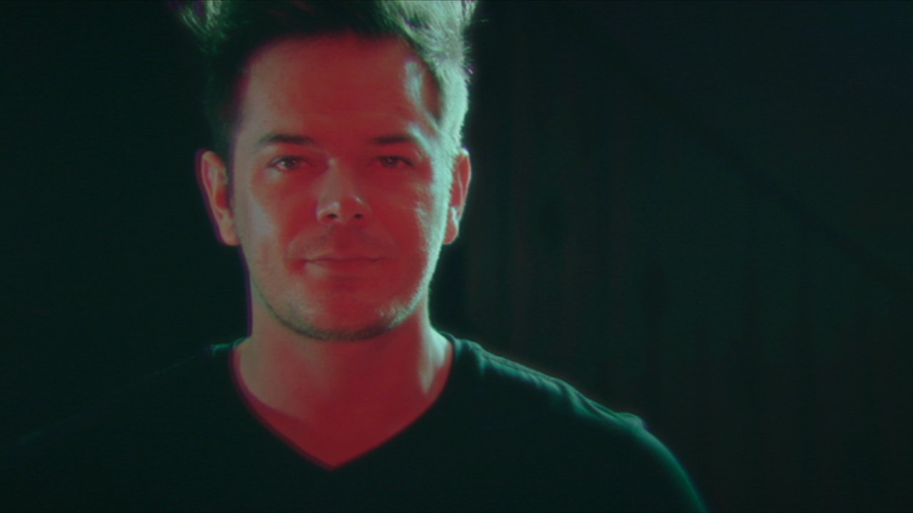 Oë (Lyric Video) by Ivan Roux on TIDAL