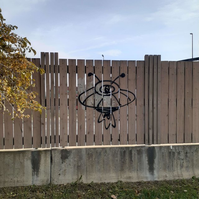Alien on the Fence by Waves on TIDAL