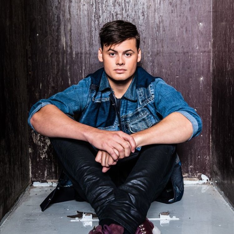 Mike Williams on TIDAL