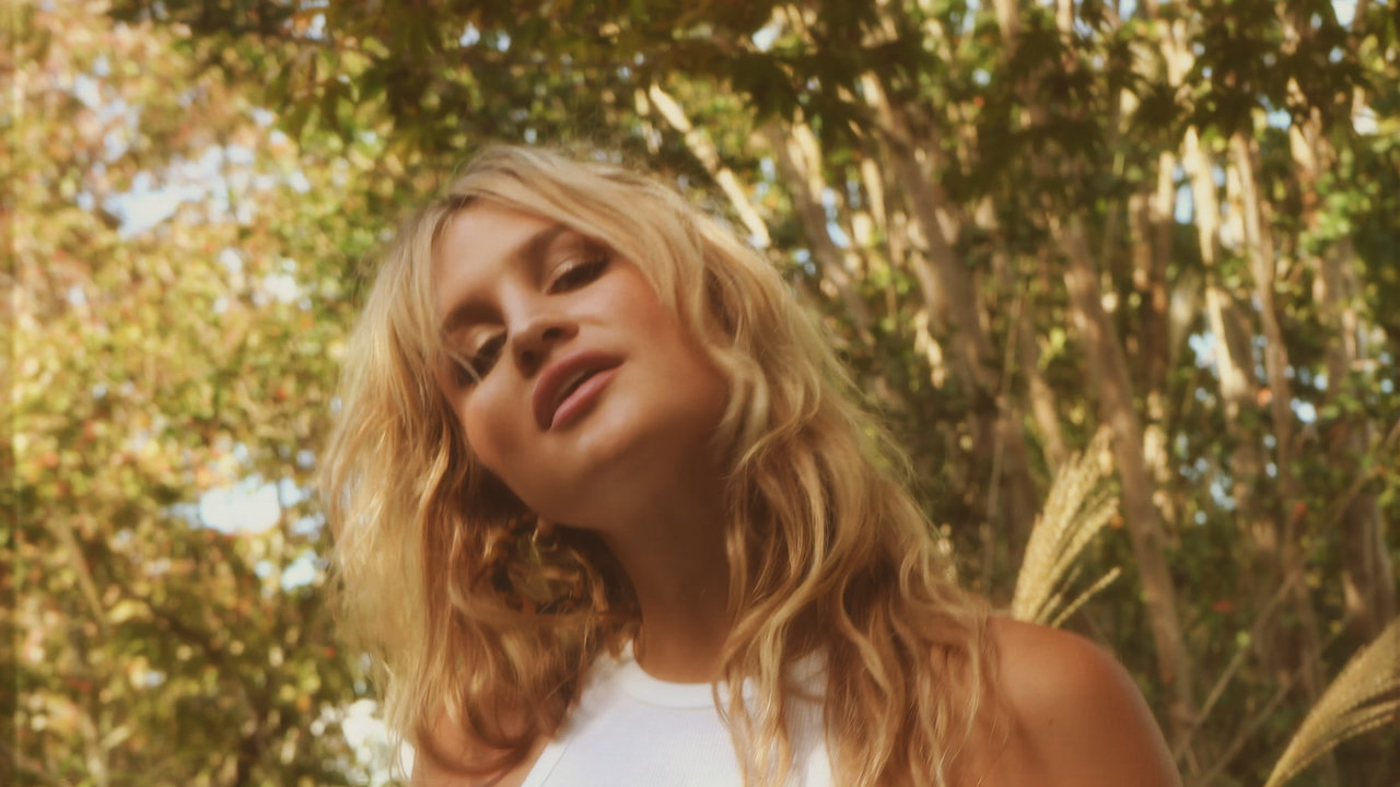 Heart Thing (Official Music Video) by Sarah Ames on TIDAL