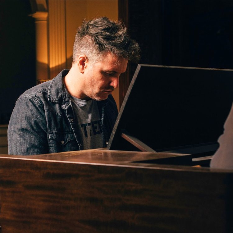 Stephen Lynch on TIDAL