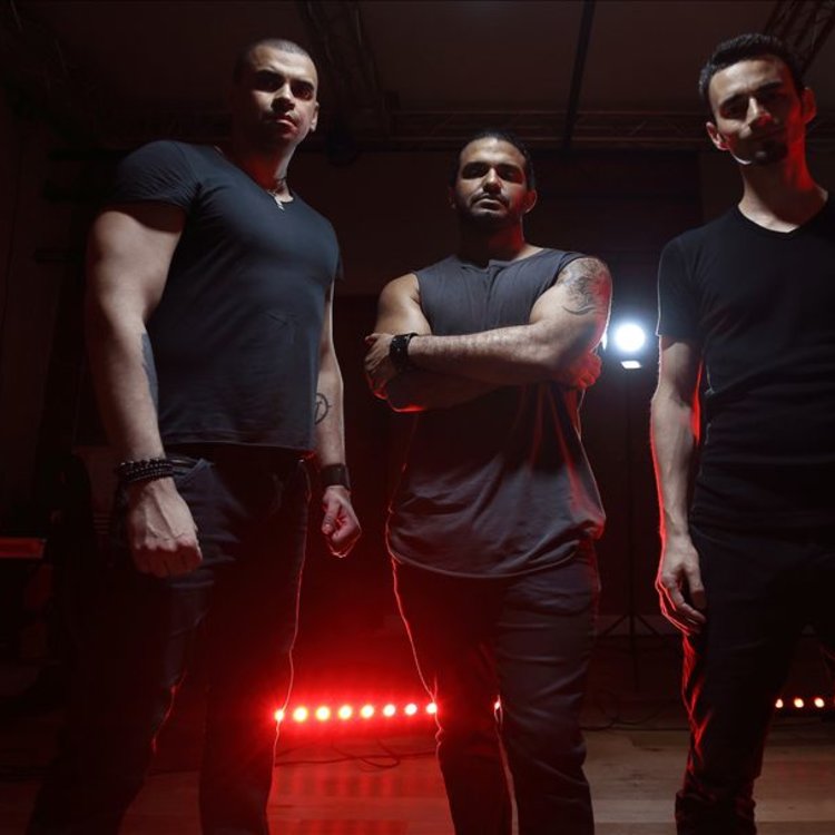 Voodoo Diamond on TIDAL