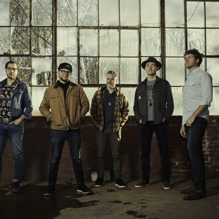 The Infamous Stringdusters on TIDAL