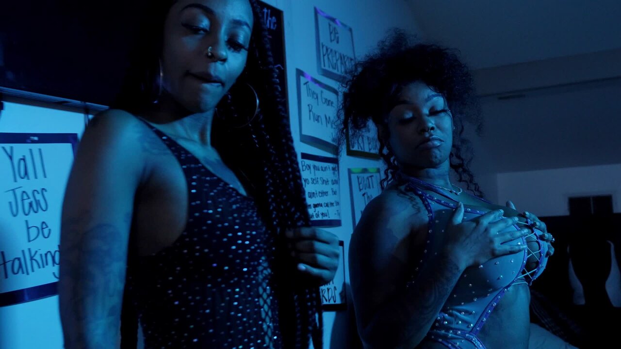 Da’Plug (feat. ZKG) by Mr.Vee on TIDAL